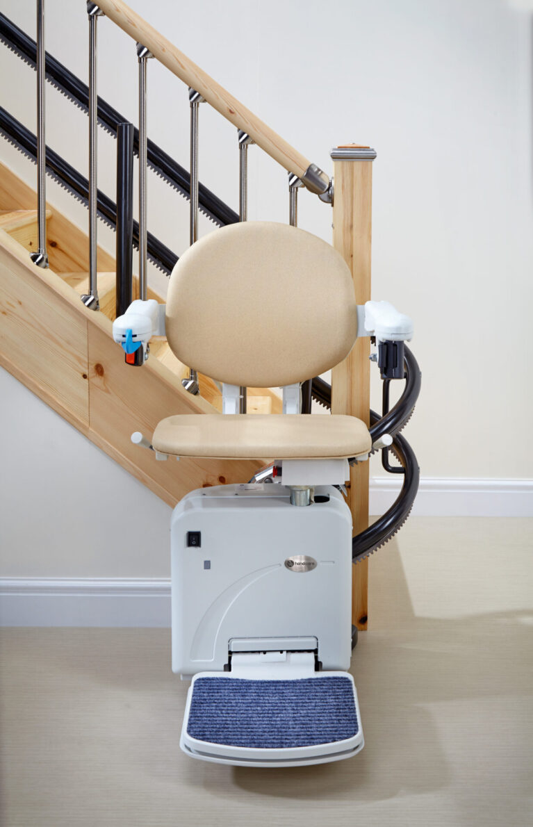 Straight & Curved Stairlifts Senior Stairlifts